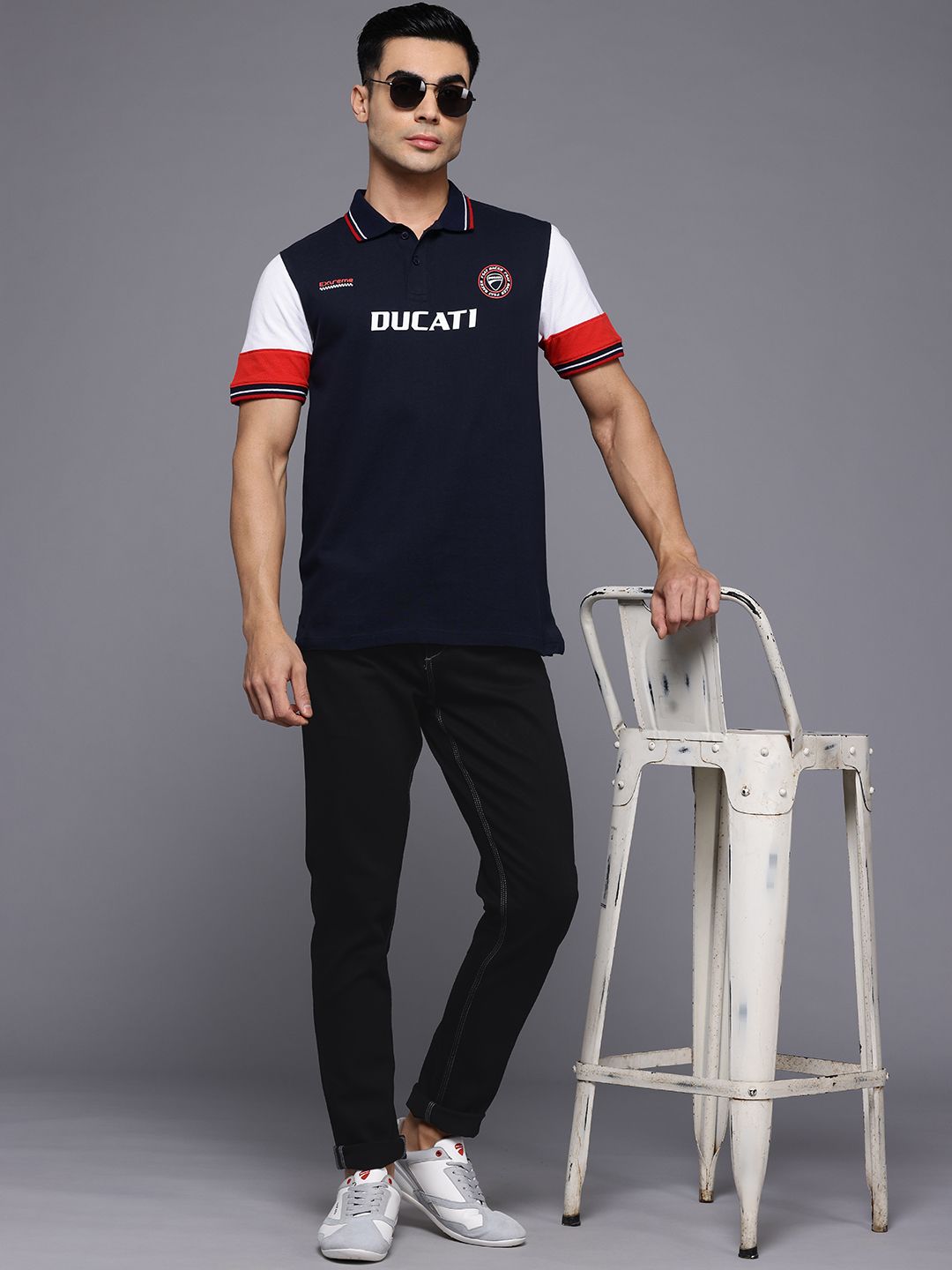 Buy Ducati Men Slim Fit Stretchable Jeans - Jeans for Men 14569312 | Myntra