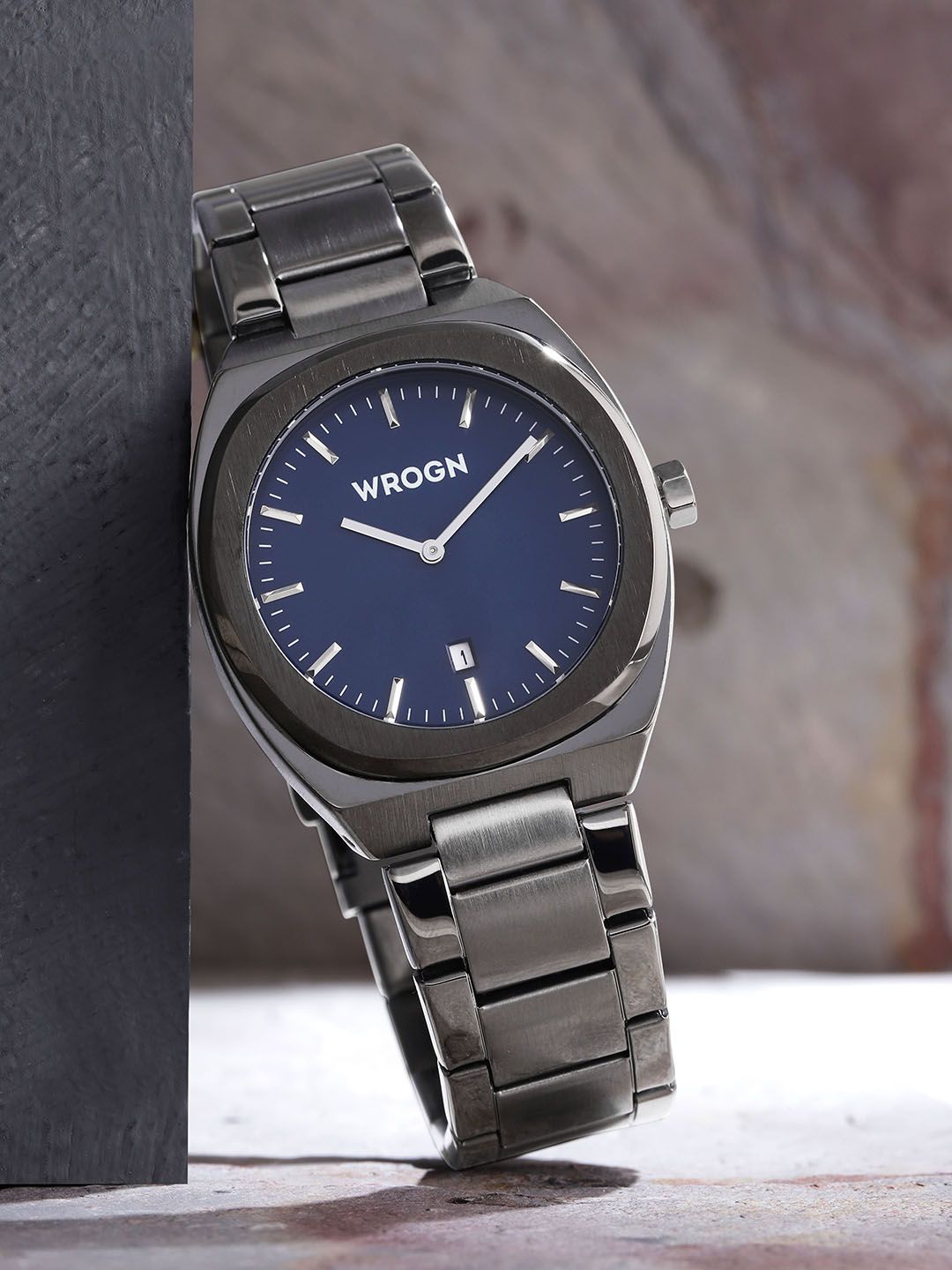 WROGN Men Navy Dial & Gunmetal Toned Bracelet Style Straps Analogue ...