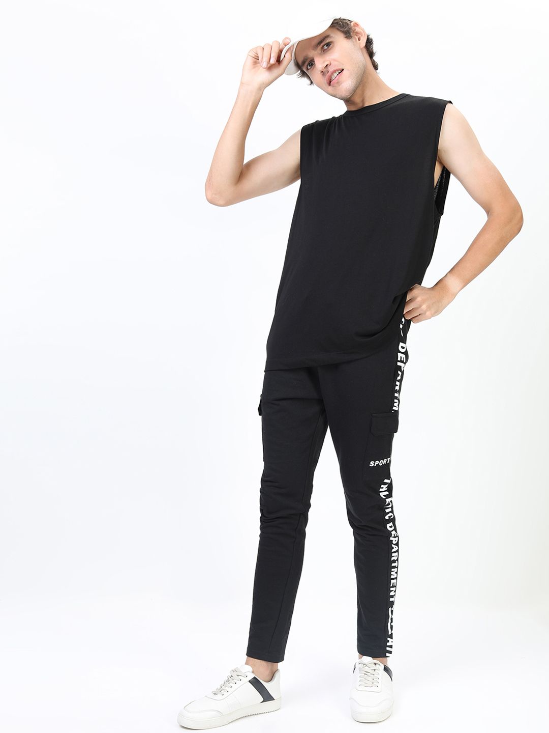 Buy KETCH Men Black Solid Slim Fit Track Pants - Track Pants for Men ...