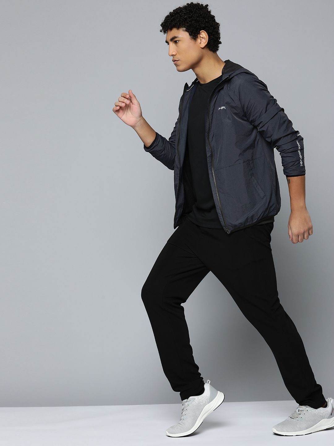 HRX by Hrithik Roshan Men Navy Blue Rapid-Dry Running Jacket - Price ...