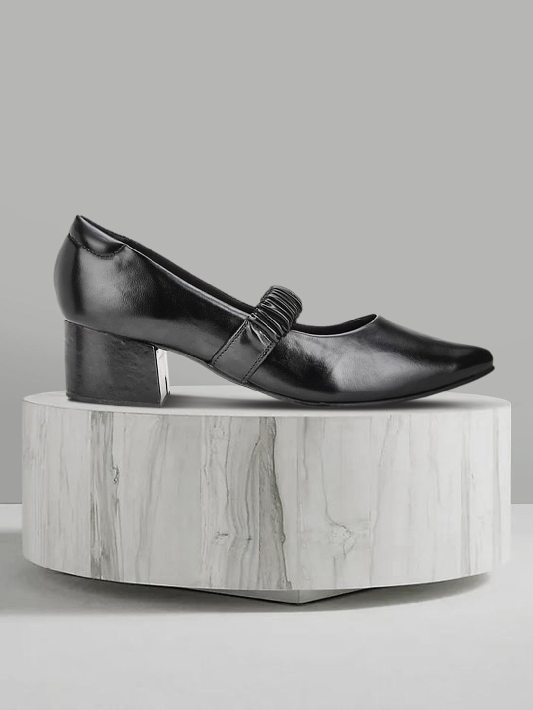 Allen Solly Woman Black PU Block Pumps - Price History