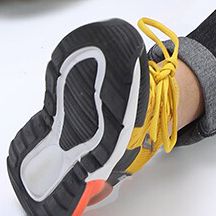 Buy HIGHLANDER Men Charcoal Tapered Fit Heavy Fade Stretchable Jeans ...