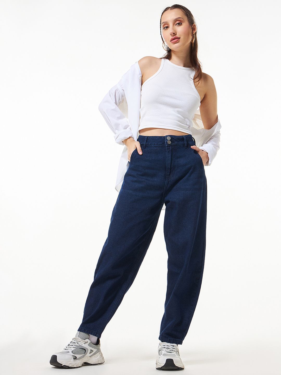 Buy Bewakoof Women Tapered Fit High Rise Cotton Jeans Jeans For Women 30646909 Myntra