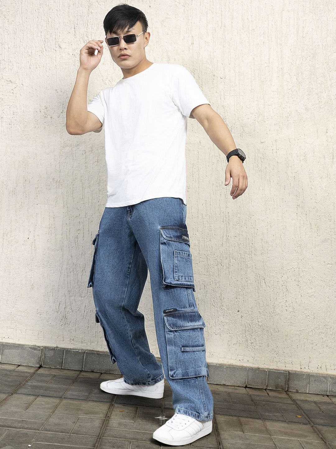 Buy Hubberholme Men Relaxed Fit Light Fade Pure Cotton Cargo Jeans ...
