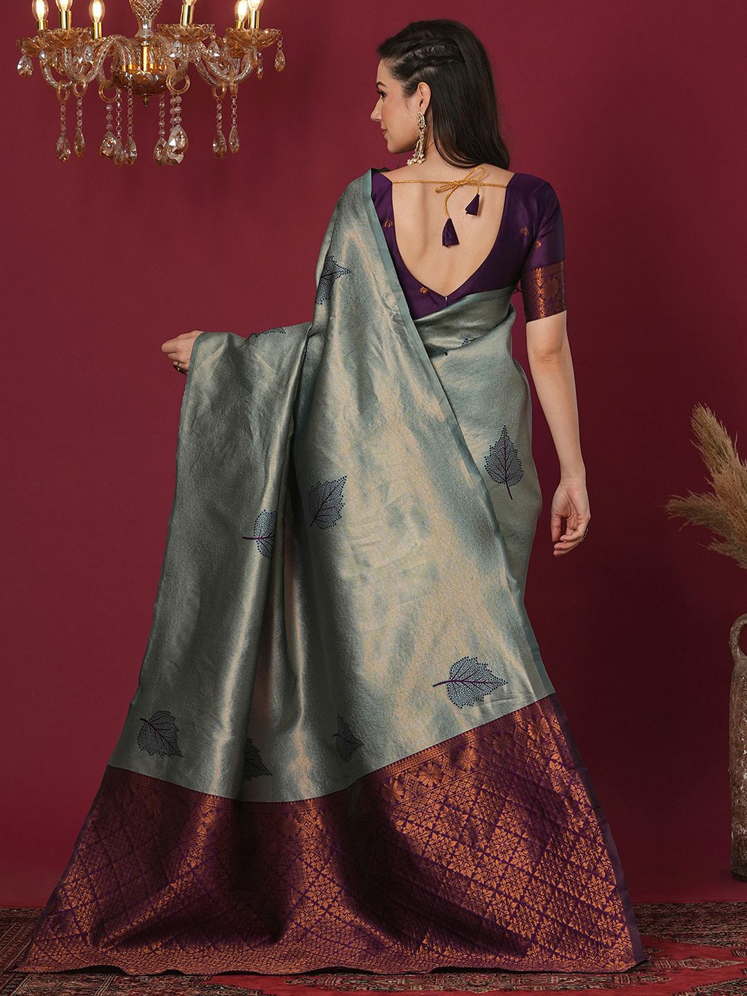 Buy Satrani Woven Design Zari Banarasi Saree - Sarees for Women ...