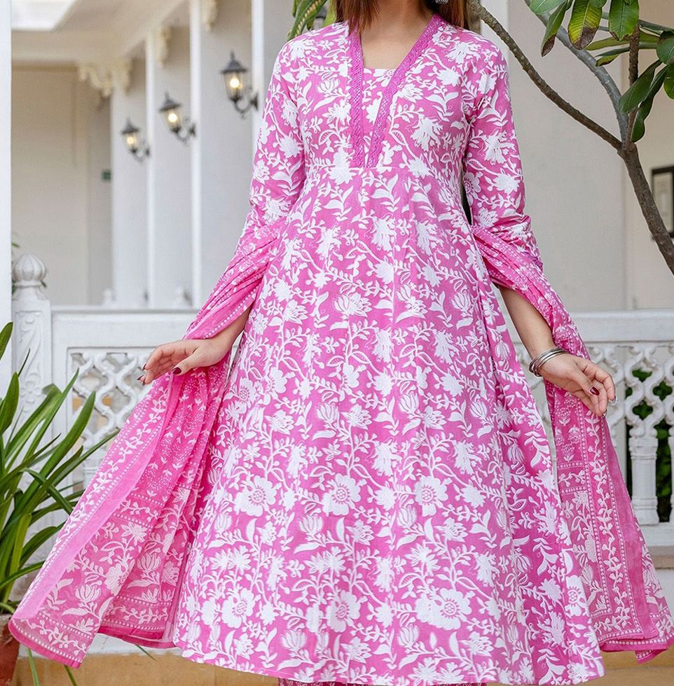 Buy PARTHVI Floral Printed Regular Pure Cotton Anarkali Kurta With ...