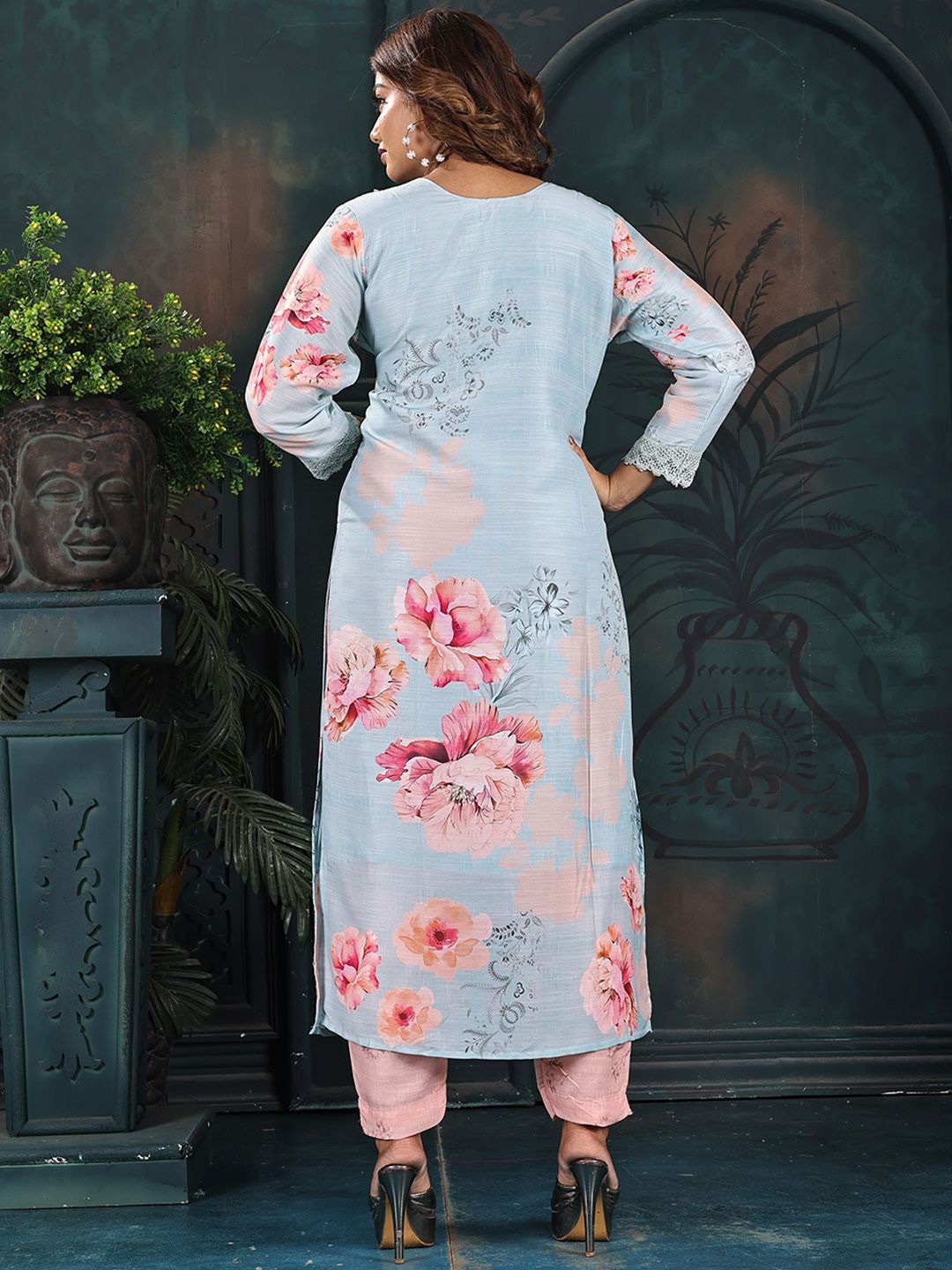 Buy Maheesha Floral Printed V Neck Straight Kurta With Trousers ...