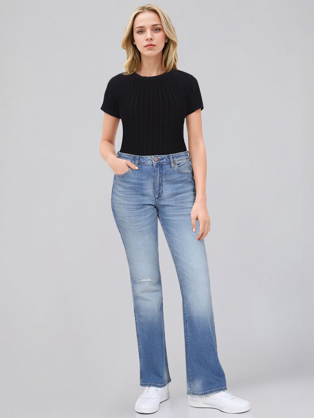 Buy Wrangler Women Bootcut Light Fade Stretchable Jeans - Jeans for Women 31372774 | Myntra