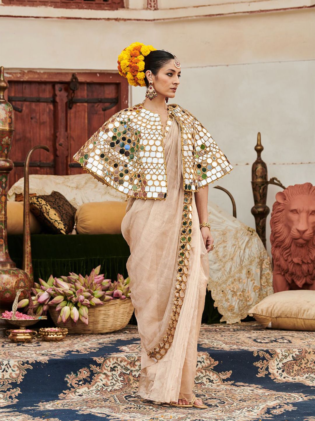 Buy ITRH Embellished Pure Cotton Mirror Work Saree - Sarees for Women ...