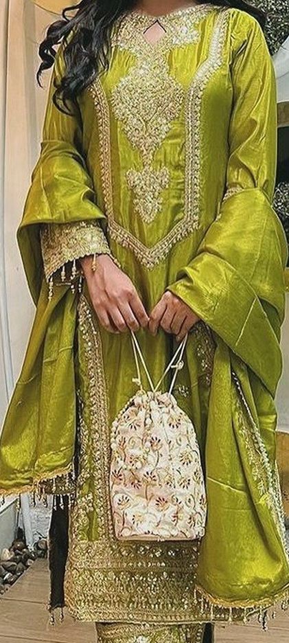 Buy Piludi Women Ethnic Motifs Embroidered Regular Chanderi Silk Kurta ...