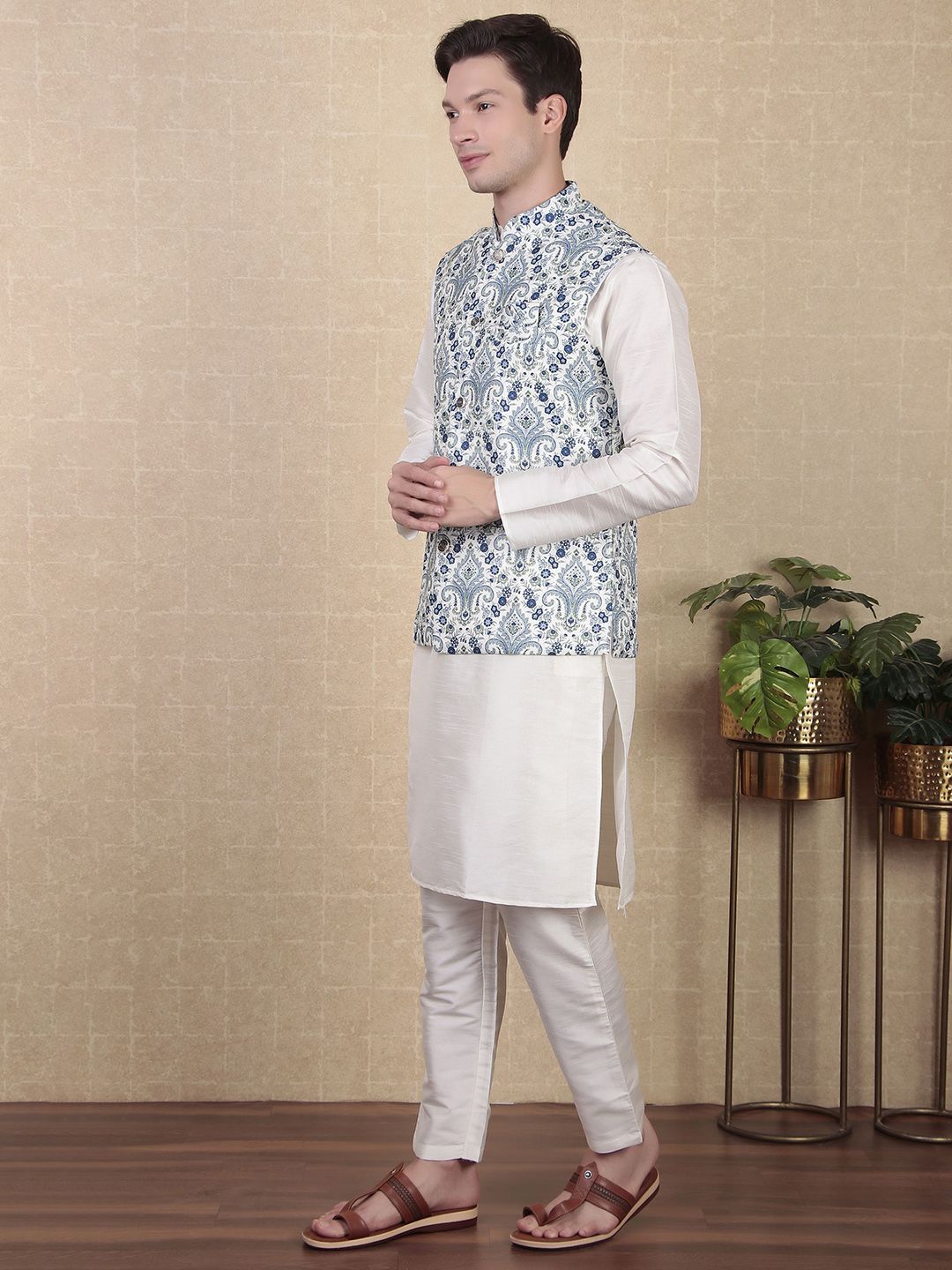 Buy Koshin Men Paisley Printed Regular Kurta With Pyjamas - Kurta Sets ...
