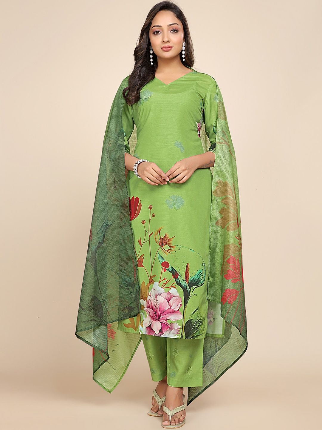 Buy MAHUDI Women Printed Cotton Blend Kurta Sets With Dupatta - Kurta ...