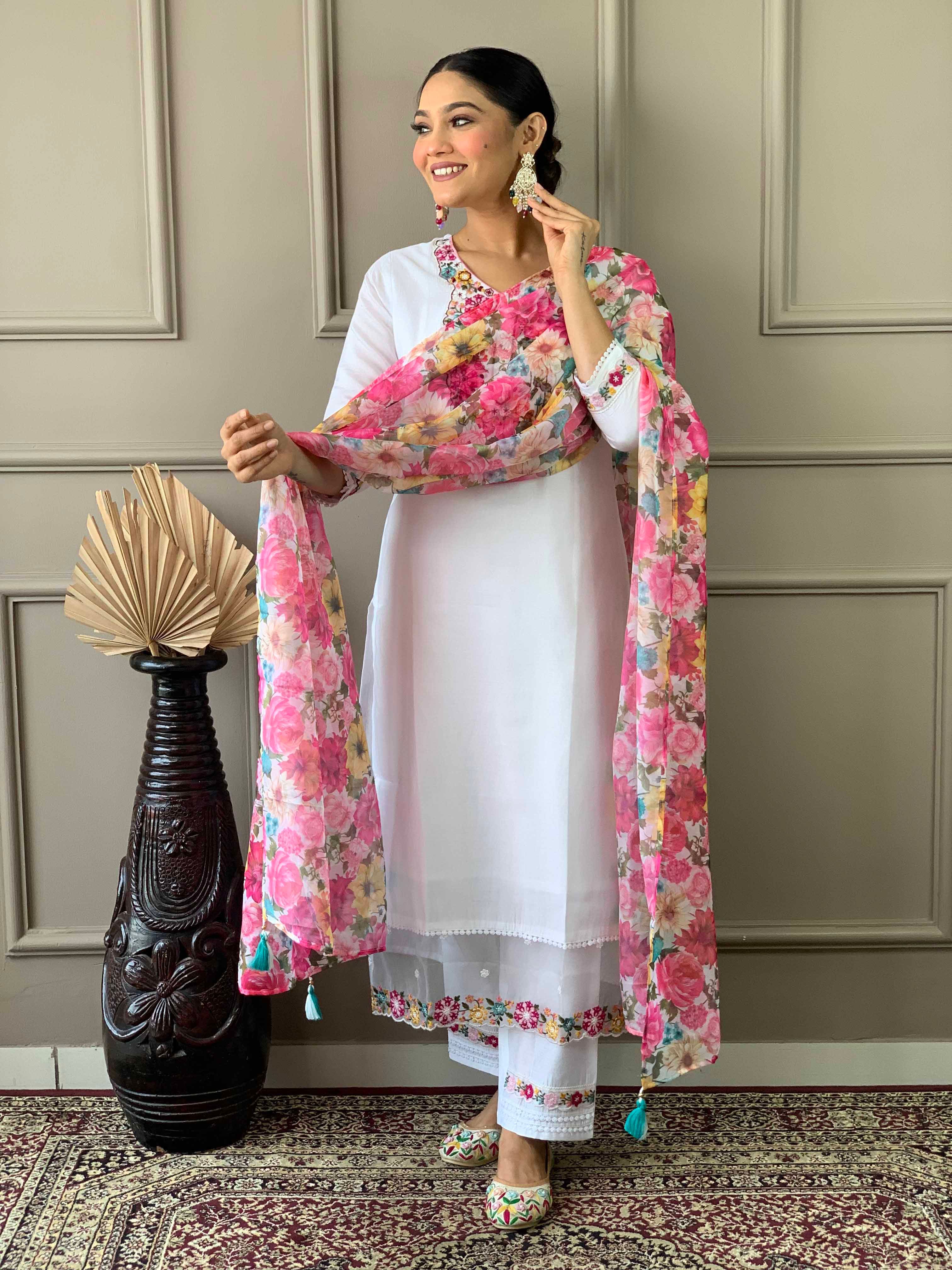 Buy Choiceit Women Floral Embroidered Regular Thread Work Chanderi Cotton Kurta With Pyjamas ...