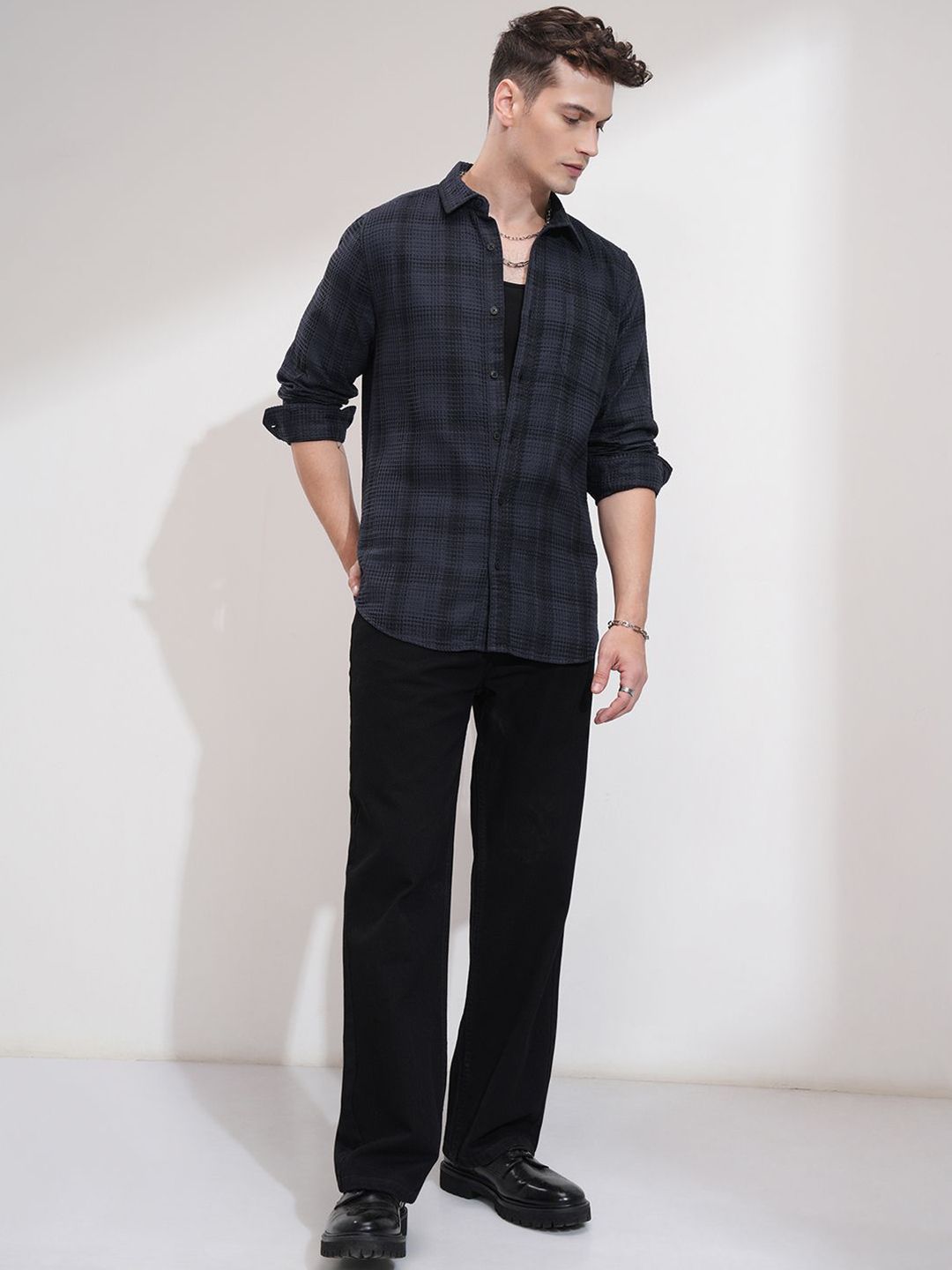 Buy HIGHLANDER Men Slim Fit Opaque Striped Casual Shirt - Shirts for ...