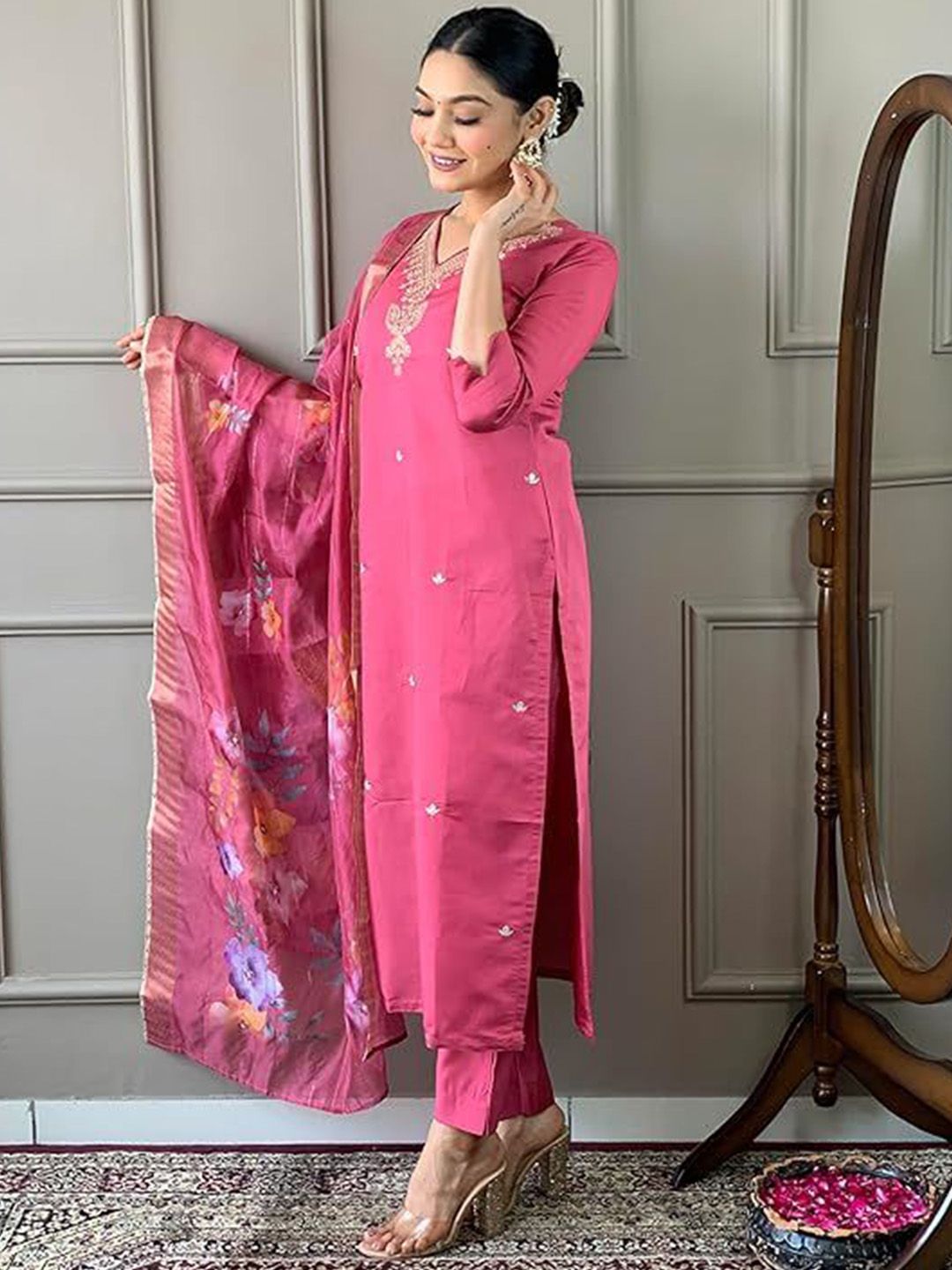 Buy Piludi Women Ethnic Motifs Embroidered Regular Kurta With Trousers ...