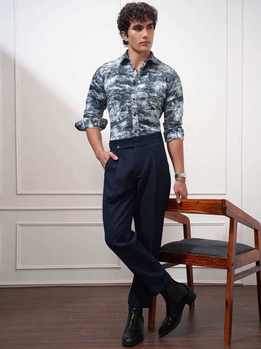 Buy HIGHLANDER Men Printed Popcorn Textured Slim Fit Casual Shirt ...