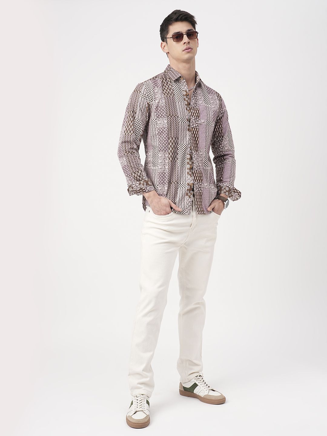 Buy VASTRADO Men Classic Slim Fit Cutaway Collar Abstract Printed ...