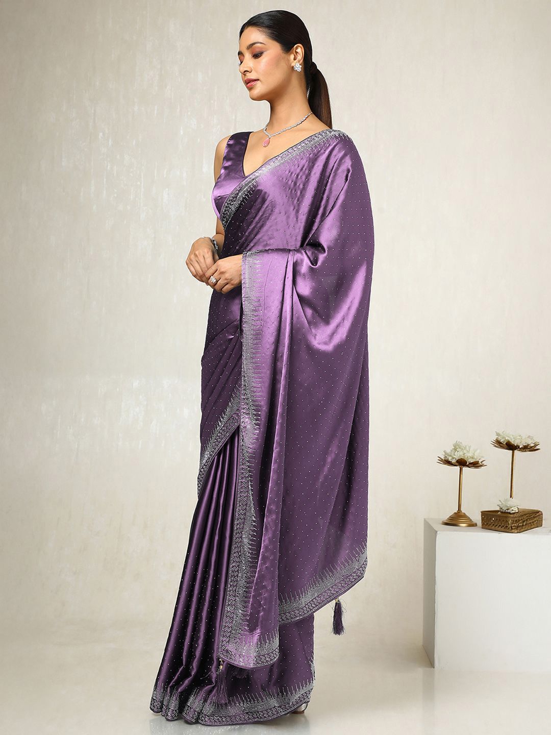 Buy Soch Embellished Beads And Stones Satin Saree - Sarees for Women 32254252 | Myntra