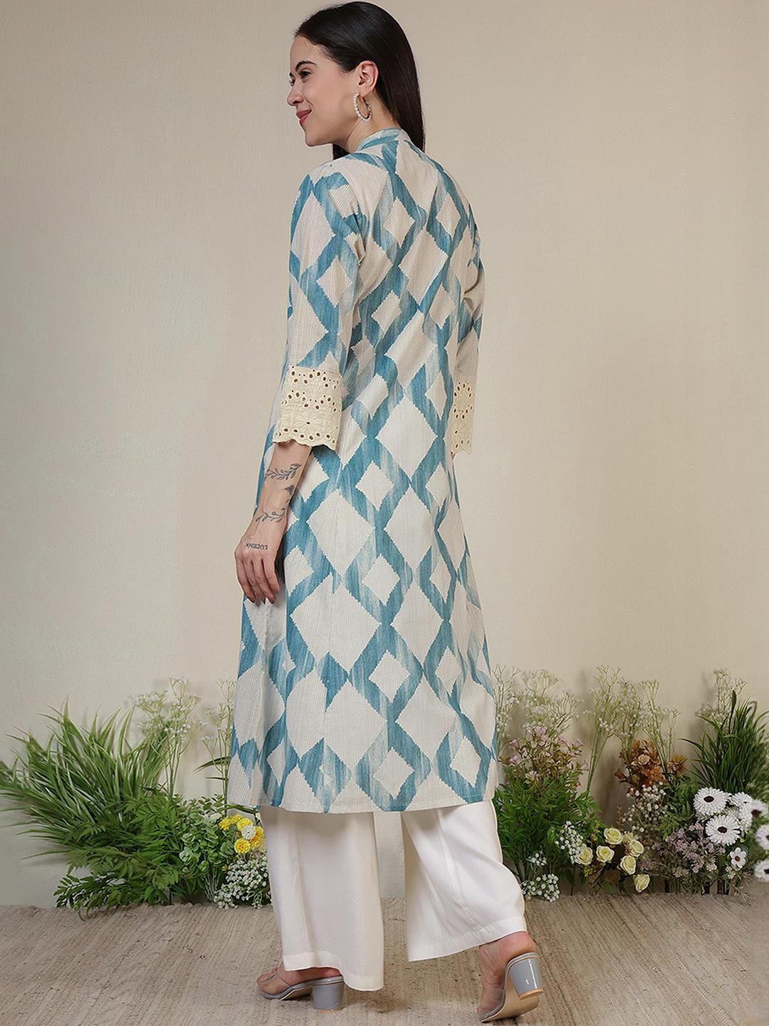 Buy Uparna Women Geometric Printed Kurta - Kurtas for Women 35548378 ...