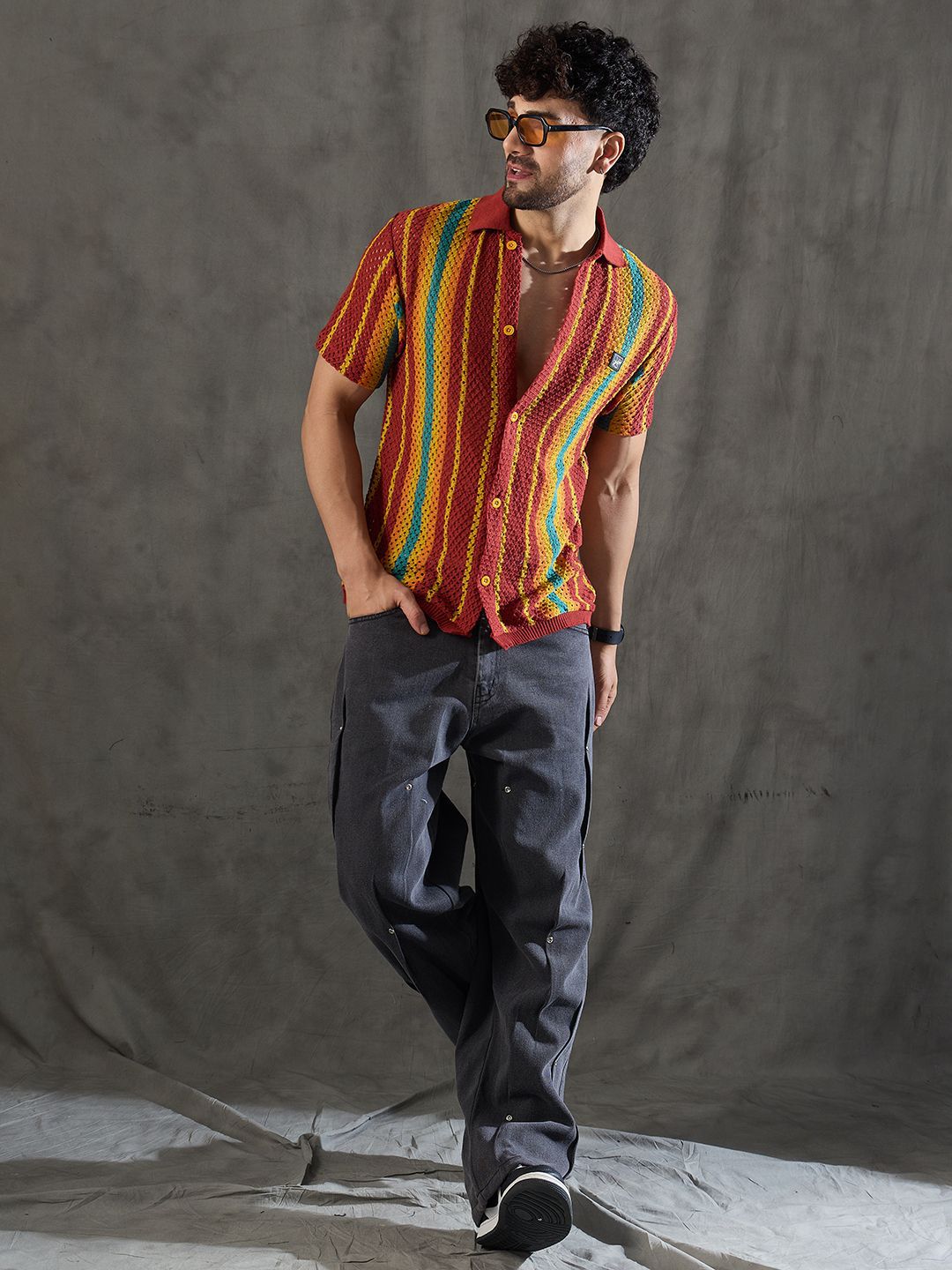 Buy FUGAZEE Men Relaxed Fit Vertical Striped Spread Collar Casual Shirt ...