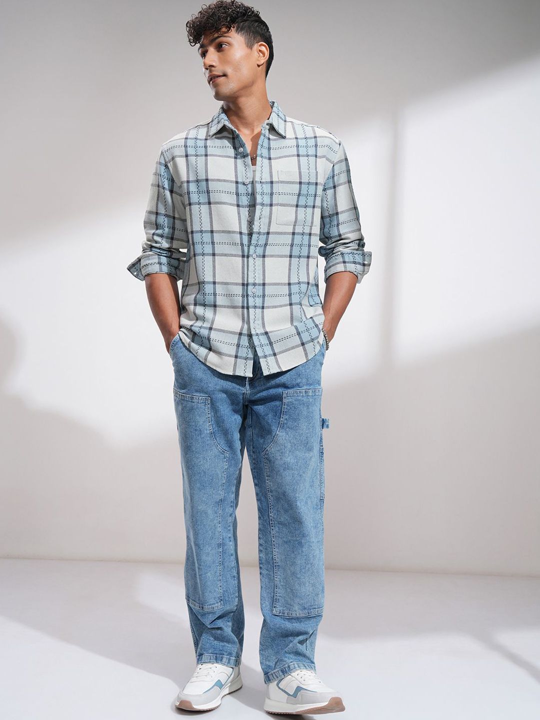 Buy HIGHLANDER Men Comfort Relaxed Fit Spread Collar Tartan Checked ...