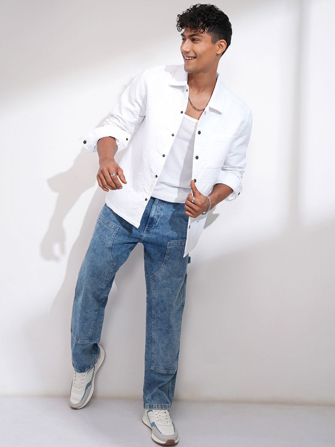 Buy HIGHLANDER Men Comfort Oversized Fit Spread Collar Textured Casual ...