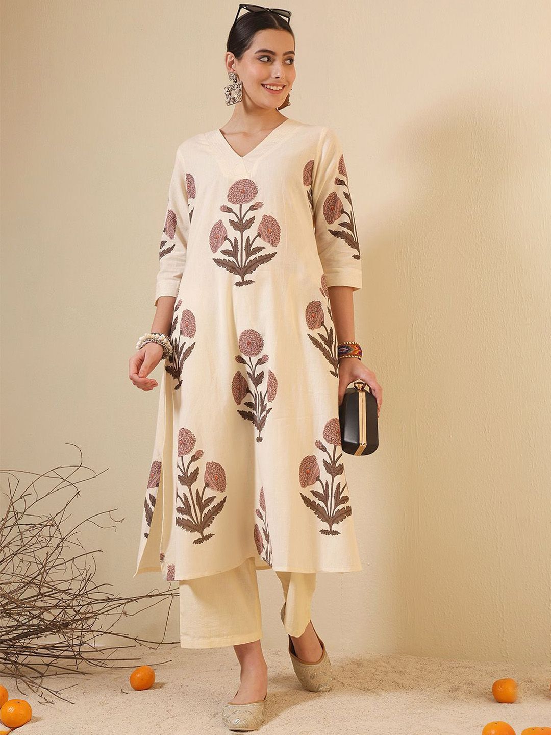 Buy Anouk Women Floral Printed Pure Cotton Kurta Set - Kurta Sets for ...