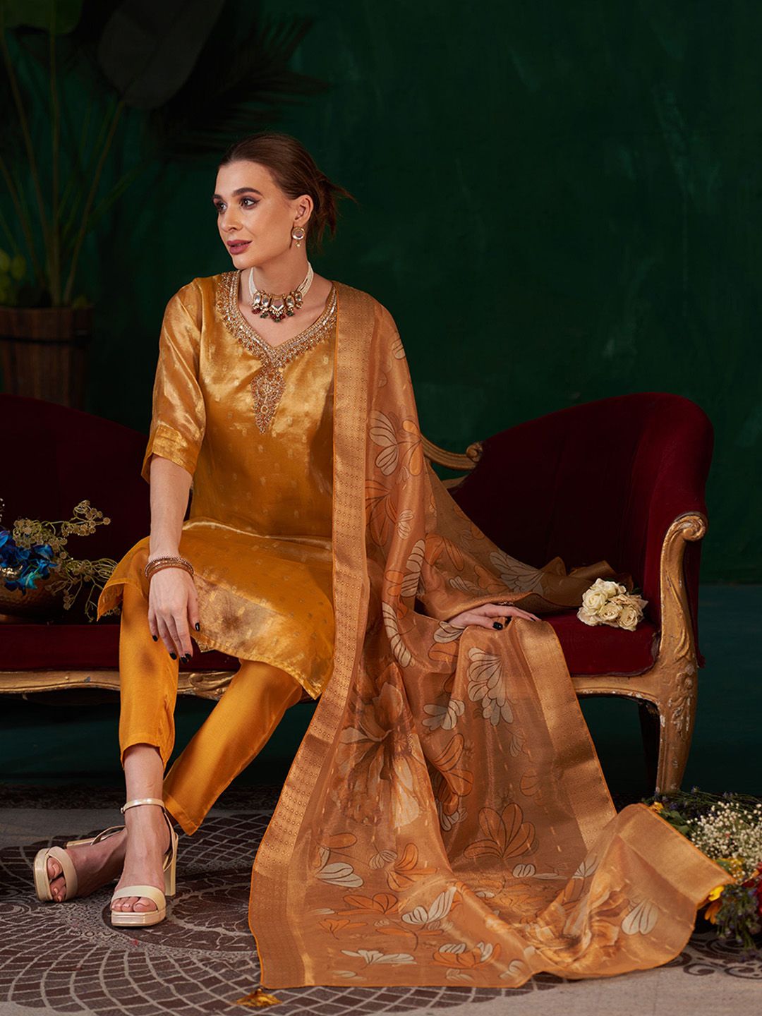 Buy Anouk Women Ethnic Motifs Embroidered Beads And Stones Kurta Set ...