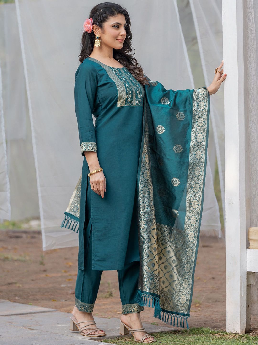 Buy CRAFTLE Women Ethnic Motifs Regular Kurta With Trousers & With Dupatta - Kurta Sets for ...