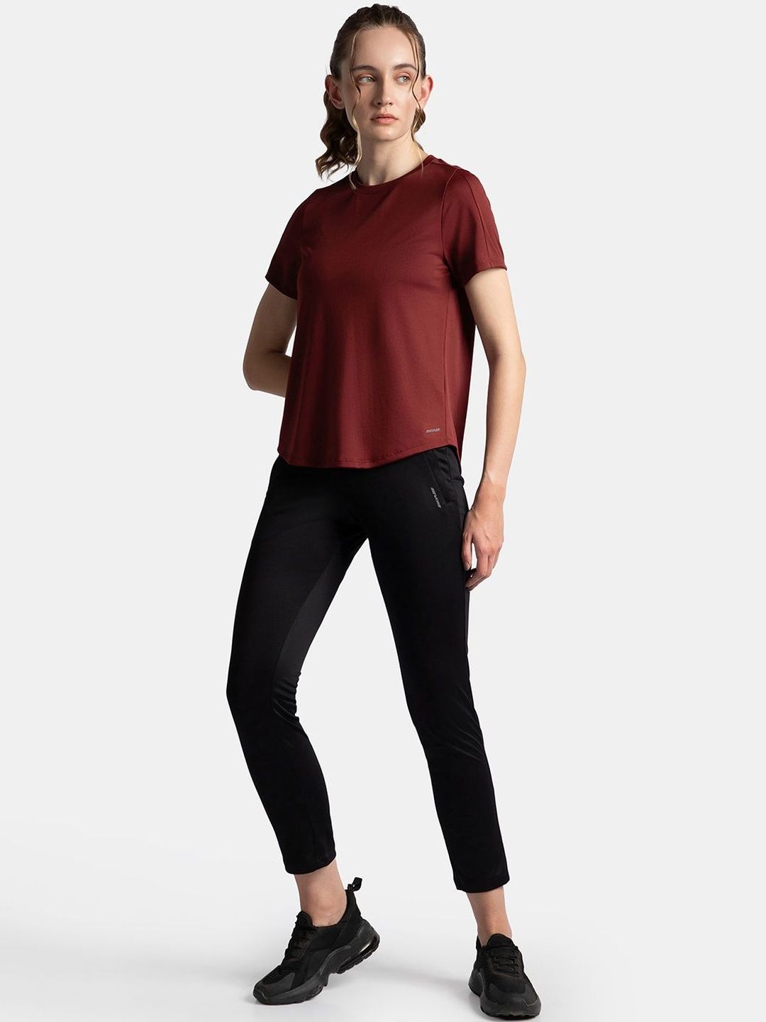 Buy Jockey Microfiber Fabric Regular Fit Half Sleeve Breathable Mesh ...