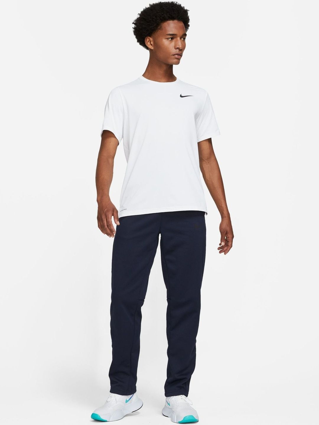 Buy Nike Therma Men's Training Trackpants - Track Pants for Men ...