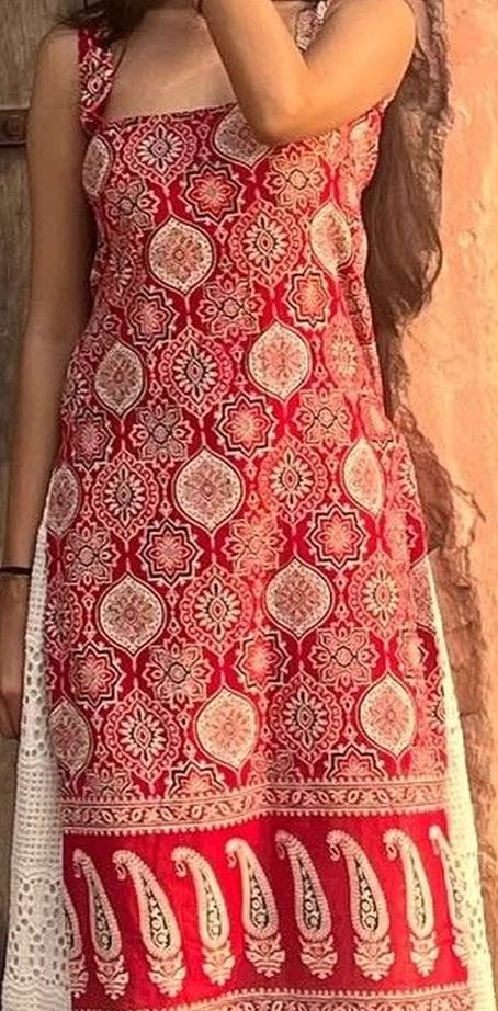 Buy Aaghnya Women Paisley Printed Square Neck Kurta - Kurtas for Women ...