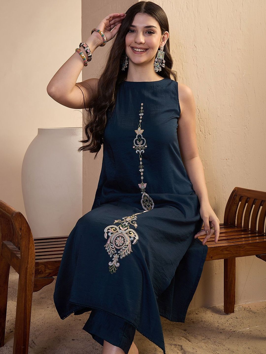 Buy Inddus Women Ethnic Motifs Embroidered Regular Thread Work Kurta ...