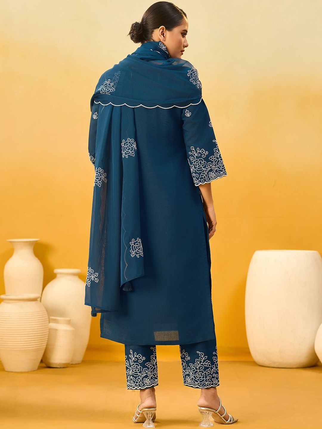 Buy Anouk Women Ethnic Motifs Embroidered Regular Thread Work Kurta ...