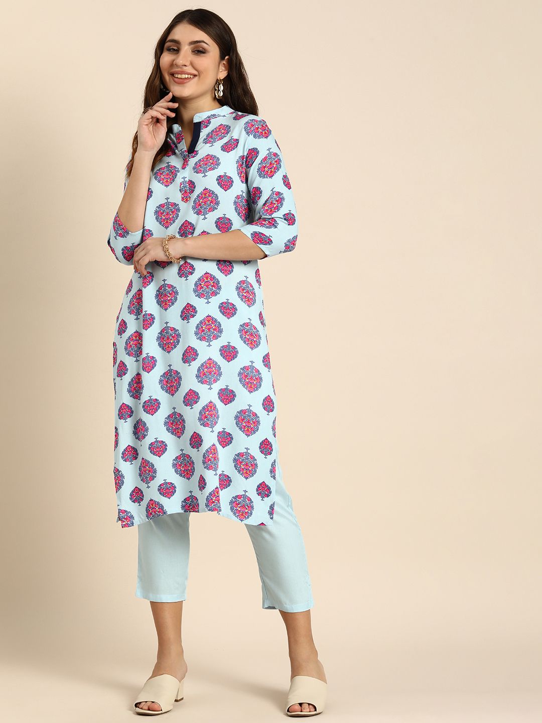 Anouk Women Floral Printed Regular Kurta With Trousers - Price History