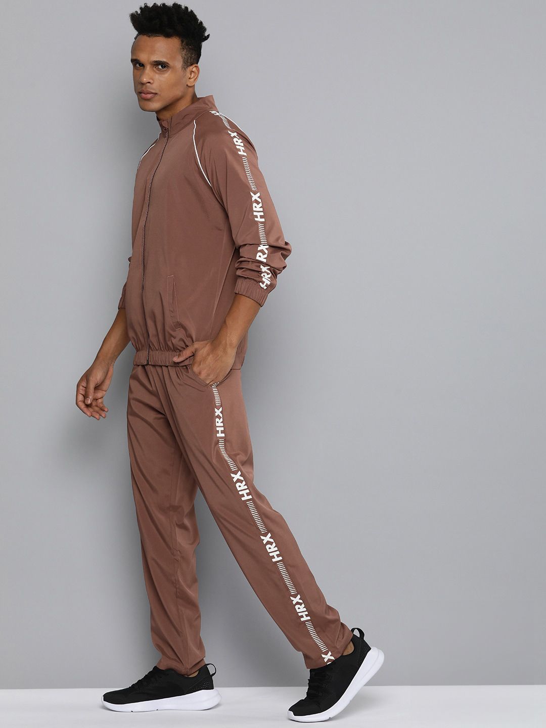 HRX by Hrithik Roshan Men Regular Fit Rapid-Dry Running Tracksuit ...