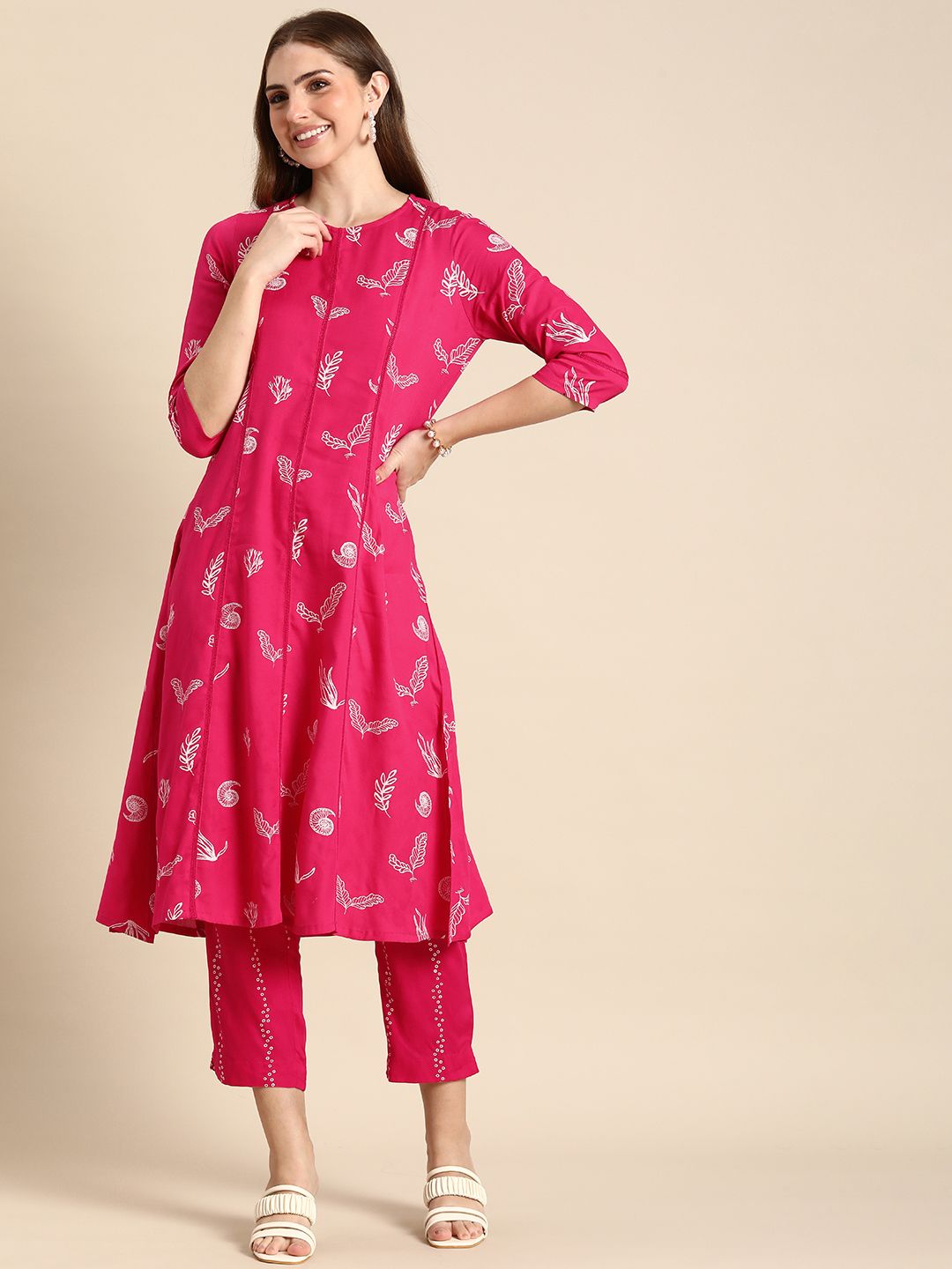 Anouk Women Tropical Printed Regular Kurta With Trousers - Price History