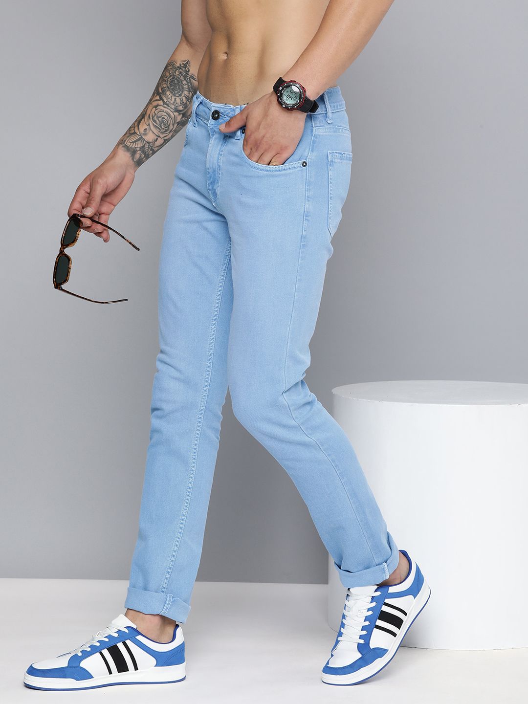 R.Code by The Roadster Life Co. Men Micheal Slim Fit Light Fade Jeans ...