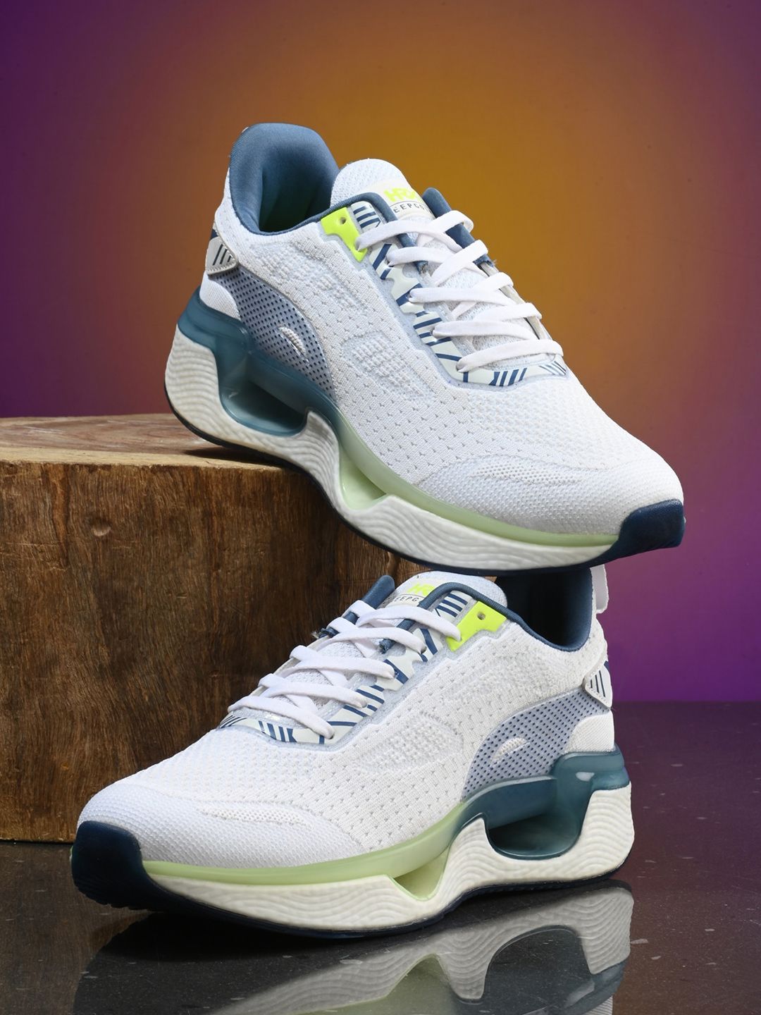 HRX by Hrithik Roshan Men White Aircube Non-Marking Running Shoes ...