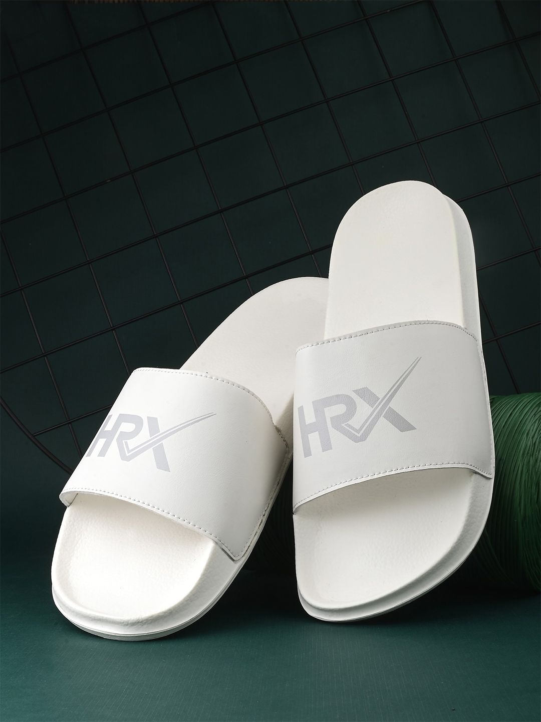HRX by Hrithik Roshan Men White & Grey Brand Logo Printed Sliders ...
