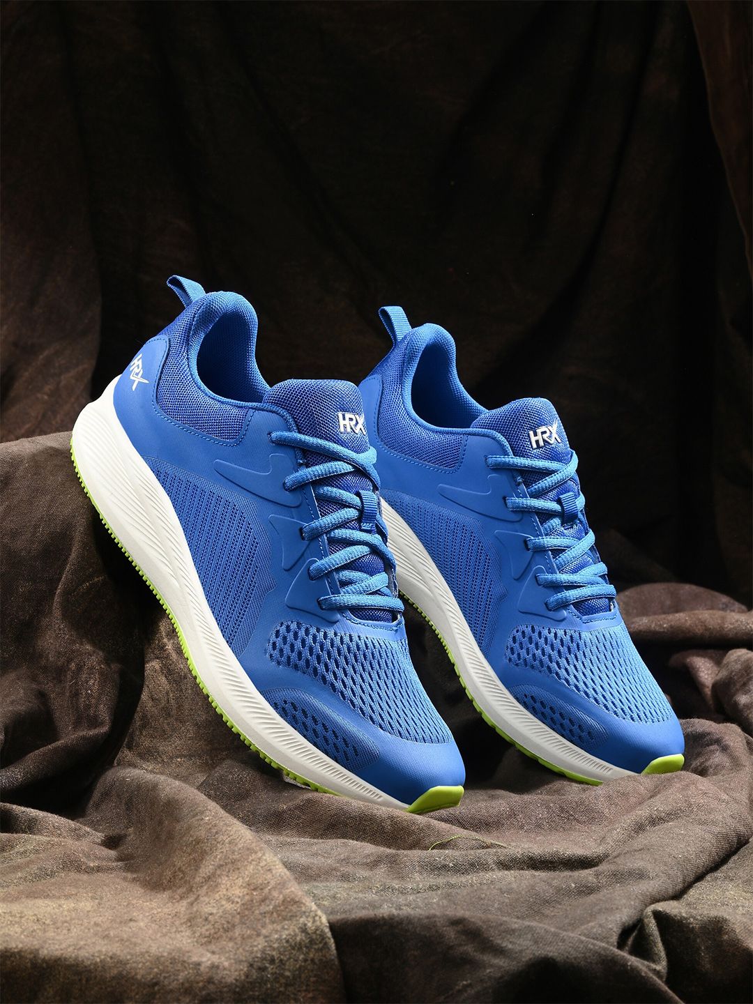 HRX by Hrithik Roshan Men Blue & White Dynamic Free Flyknit Mesh ...