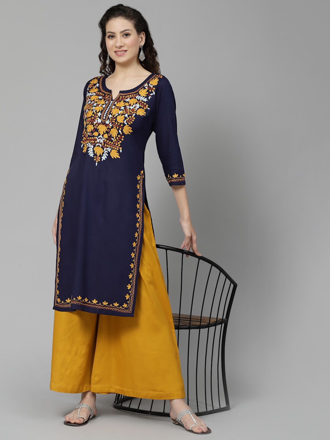 Buy QAZMI Kashmiri Chinarkari Work Straight Kurta - Kurtas for Women ...