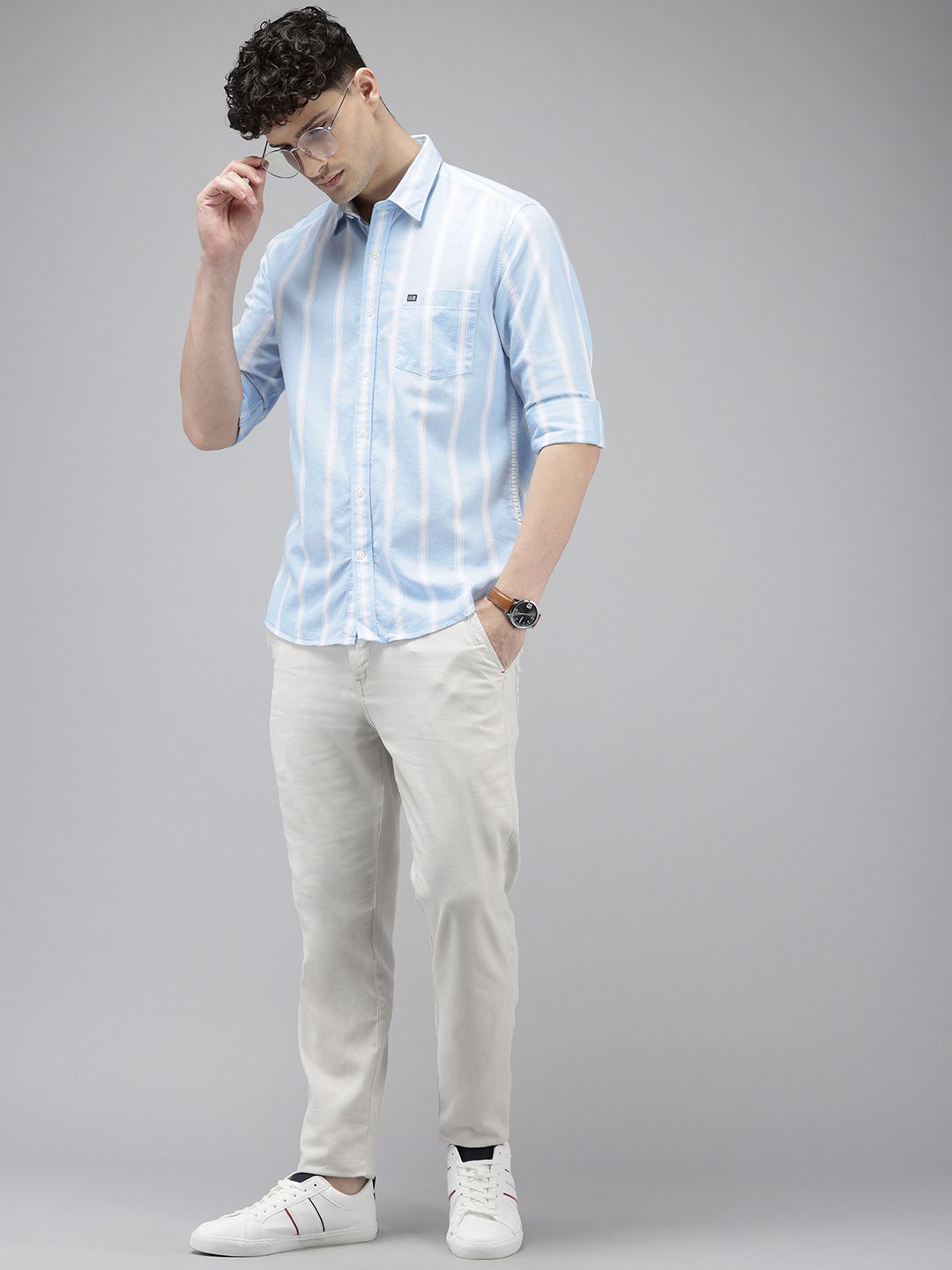 Buy Arrow Manhattan Slim Fit Opaque Striped Pure Cotton Casual Shirt ...