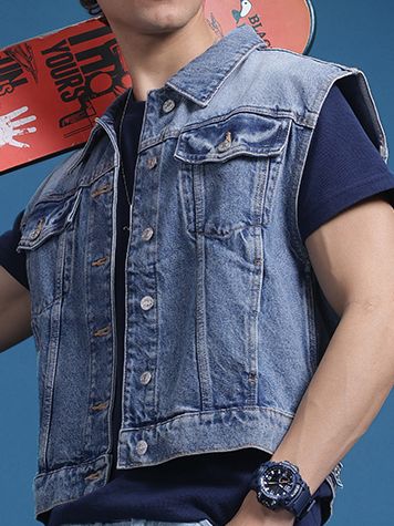 Buy The Roadster Life Co. Men Cotton Washed Denim Relaxed Fit Frayed ...