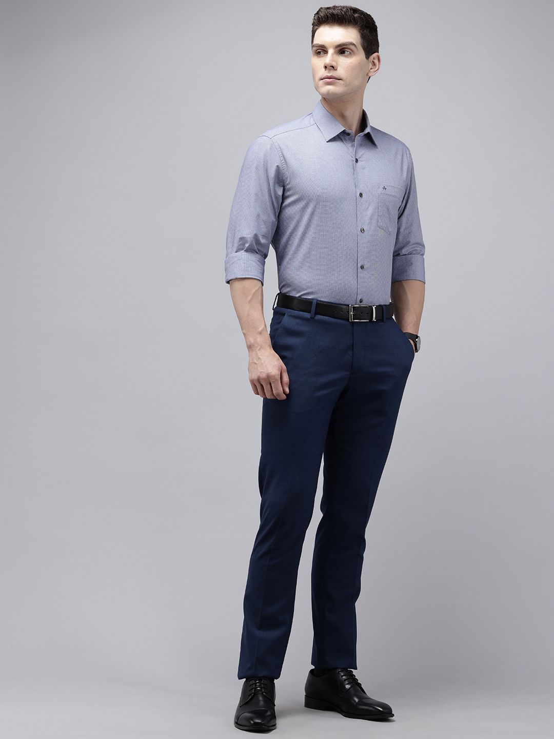 Buy Arrow Manhattan Slim Fit Self Design Textured Pure Cotton Formal ...