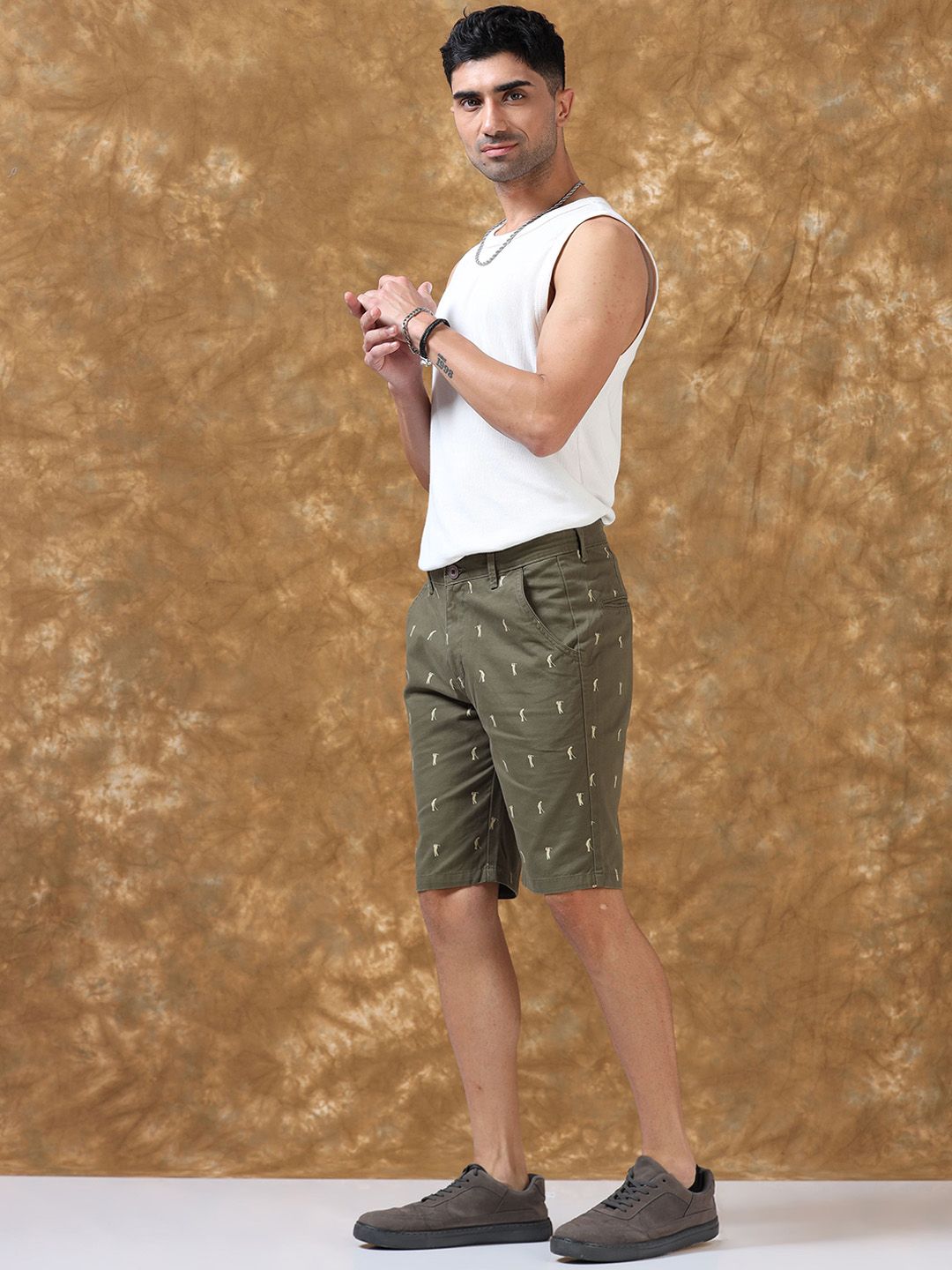 Buy THINC Men Camouflage Printed Regular Fit Mid Rise Shorts - Shorts ...