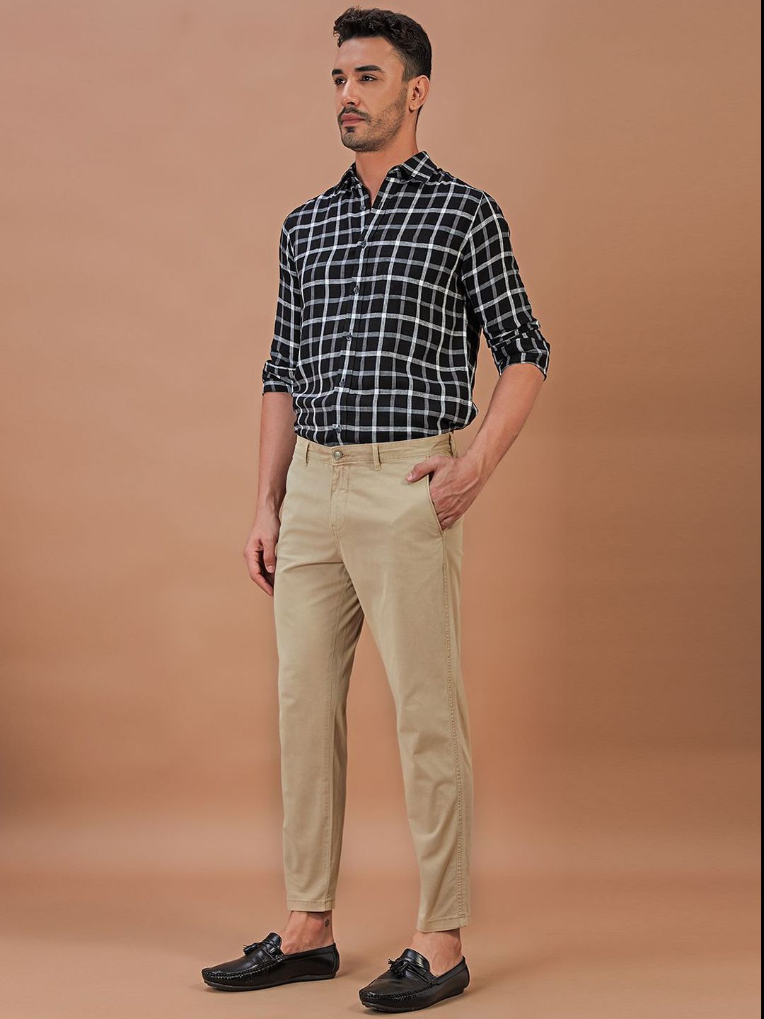 Buy THINC Men Mid Rise Relaxed Fit Chinos Trouser - Trousers for Men ...