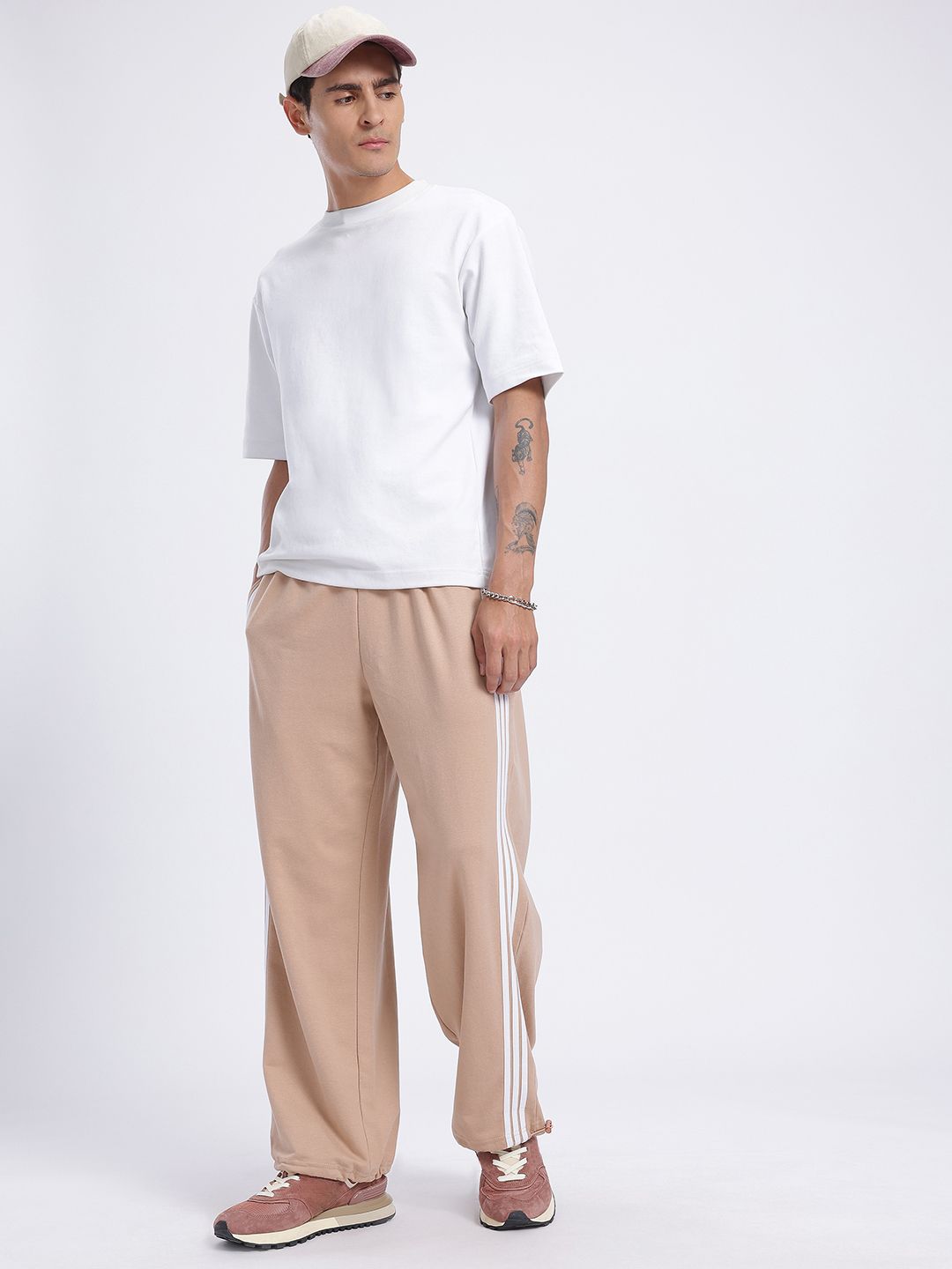 Buy Glitchez Men Side Stripes Mid Rise Baggy Fit Track Pants With ...