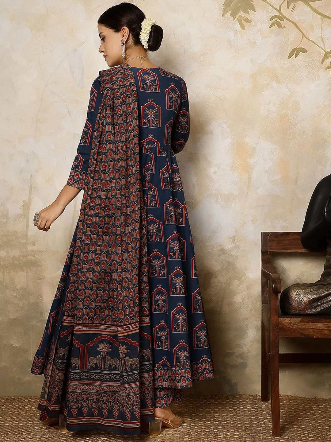 Buy PARTHVI Ethnic Motifs Printed V Neck Pure Cotton Anarkali Kurta ...