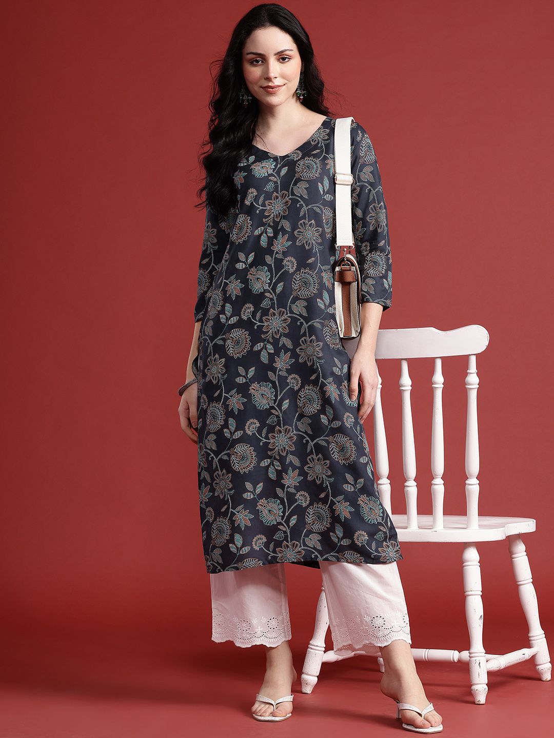 Buy Anouk Floral Printed Straight Kurta - Kurtas for Women 32434367 ...